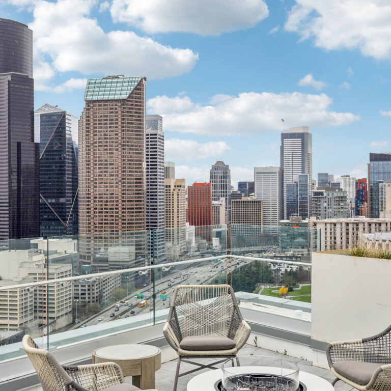 Yesler Towers | Luxury Yesler Terrace Seattle Apartments For Rent